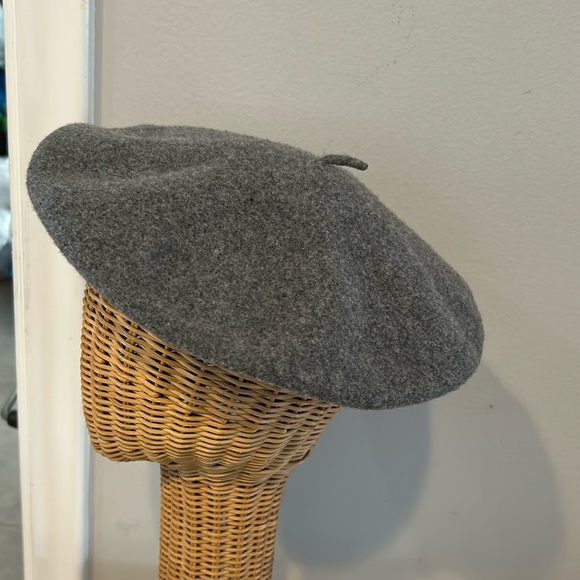 KK | Accessories | Vintage Quality Wool Beret Made In South Africa ...